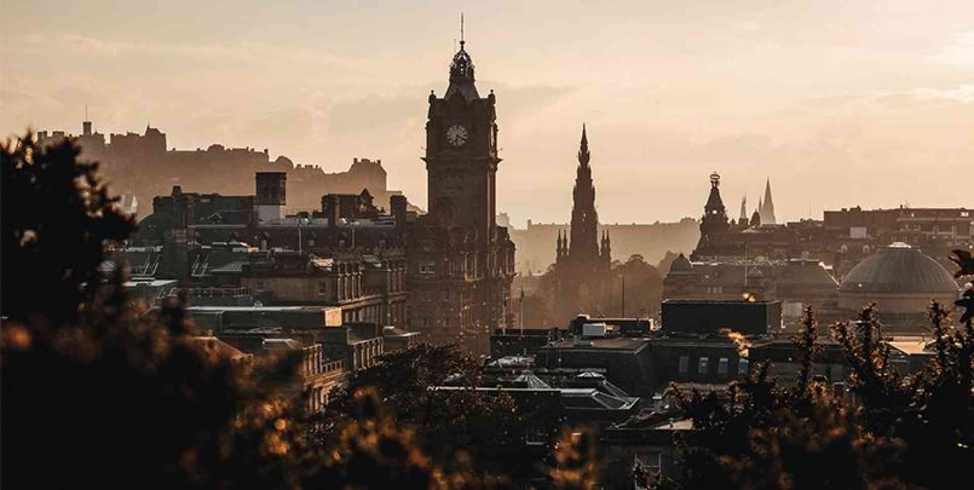 Festival time in Edinburgh | Bunnik Tours